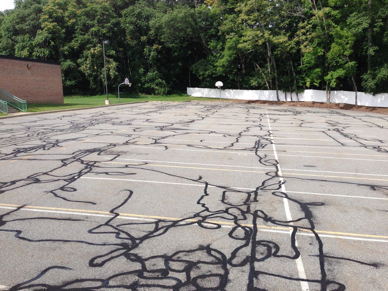 Hot Rubber Crack Filling & Crack Sealing Ottawa - CanArk Paving & Interlock